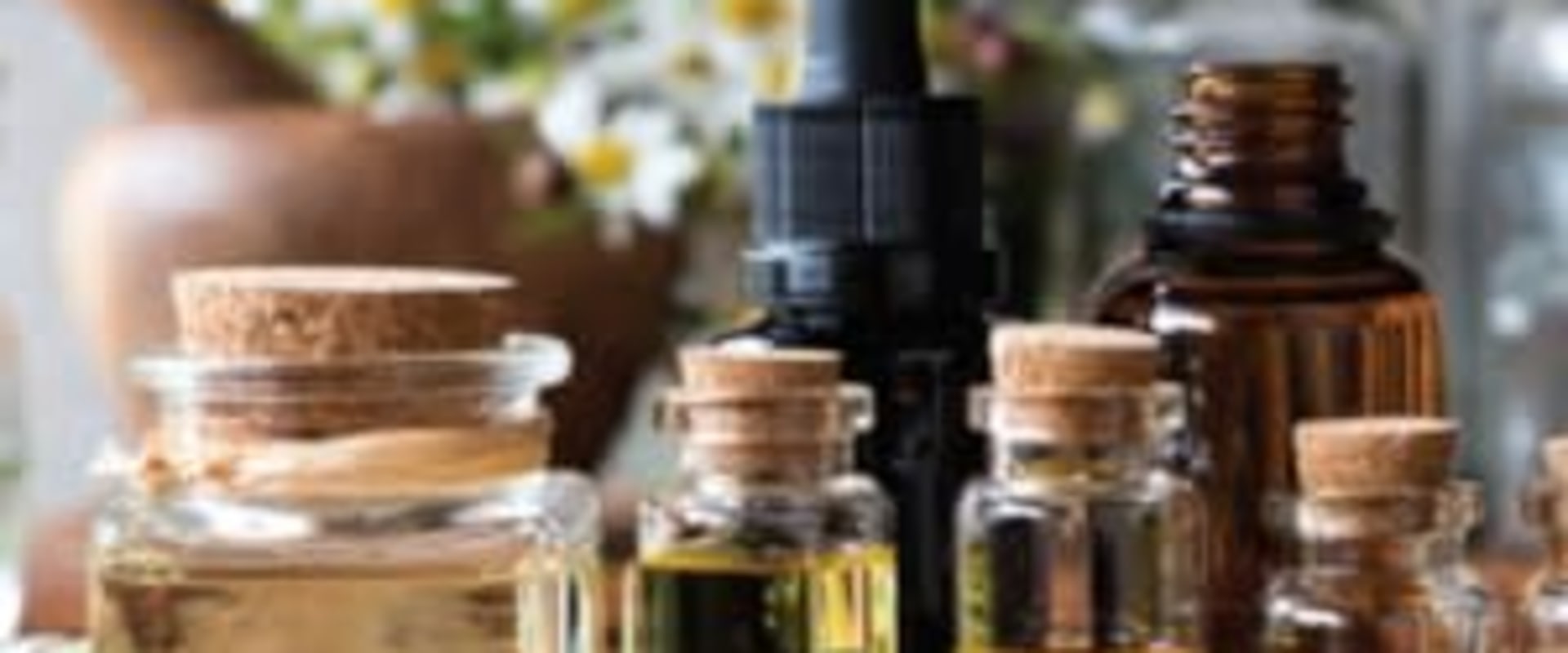 The Art of Natural Perfumery: A Guide to Making and Choosing Natural ...